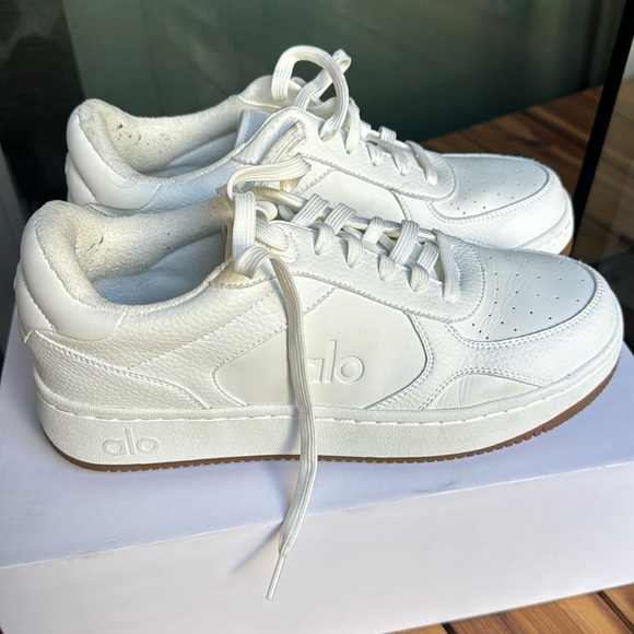 ALO Yoga | Shoes | Alo X Classic | Poshmark